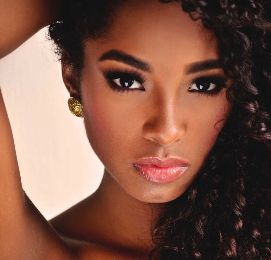 Una entrevista exclusiva con Miss RD Yaritza Reyes