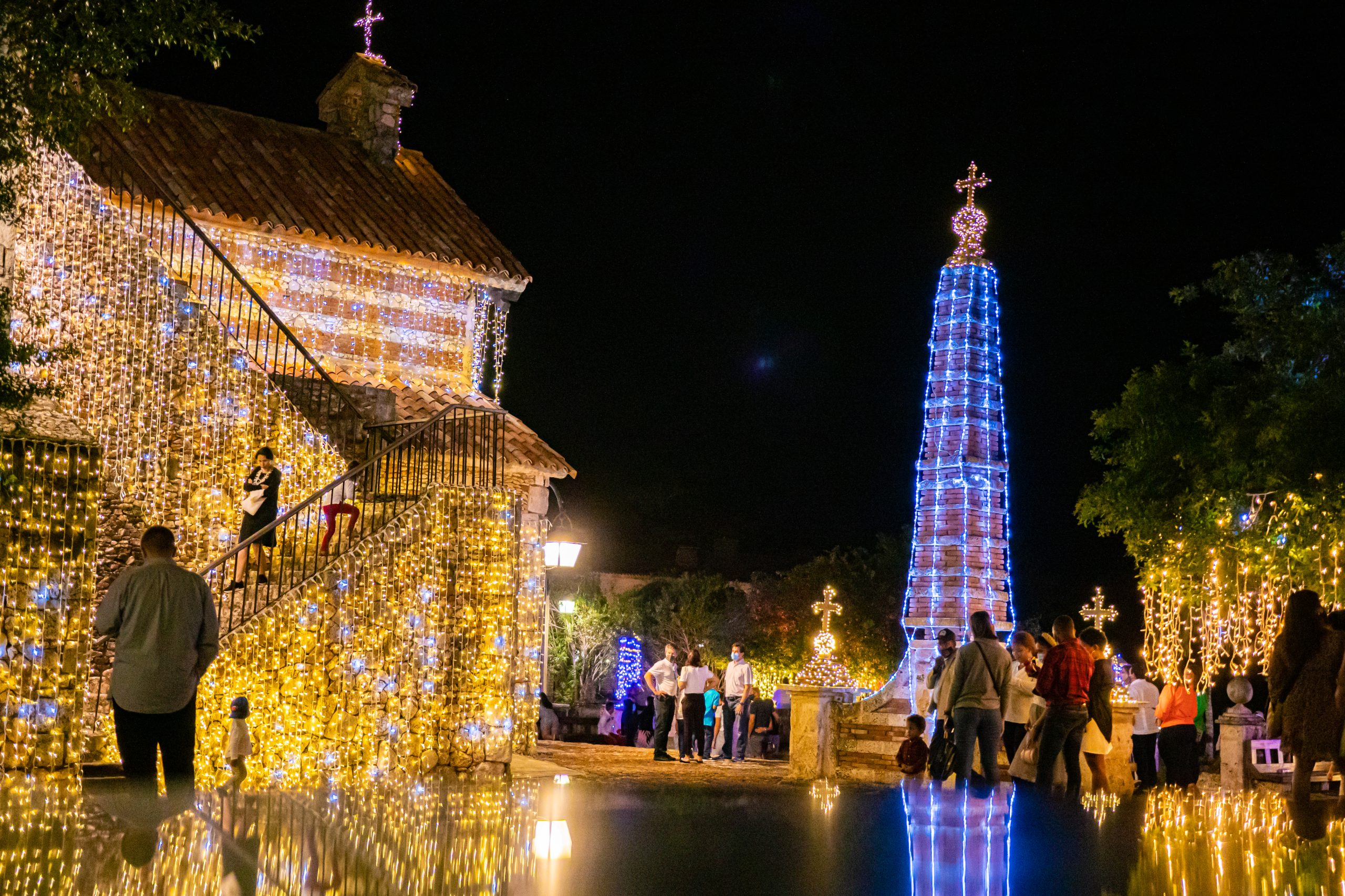 The Holiday Magic is Upon Us: Christmas Lighting Ceremony is in TWO ...